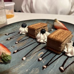 AZITRA - Updated December 2025 - 393 Photos & 455 Reviews - 8411 Brier ...