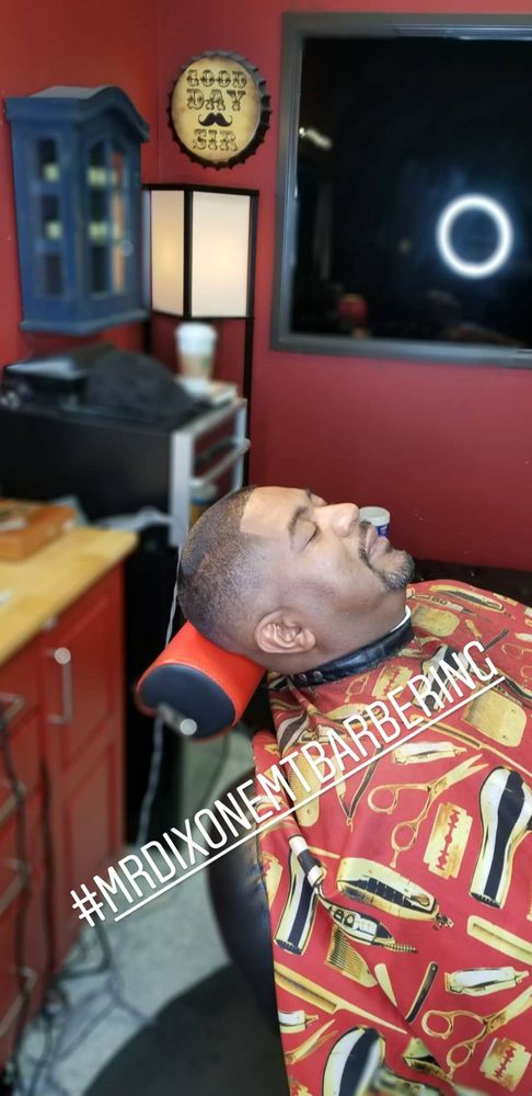 MR DIXON’S EMT BARBERING - 43 Photos & 39 Reviews - Barbers - 13460 ...
