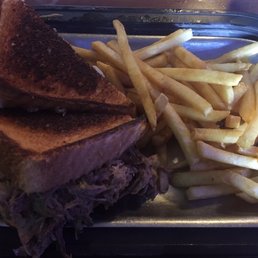 MILL CREEK INN - Updated July 2024 - 55 Photos & 101 Reviews - 891 ...