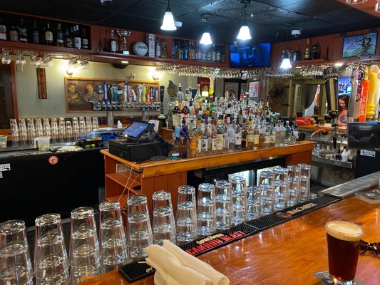 MAHONEY’S IRISH PUB & STEAKHOUSE - Updated October 2025 - 103 Photos ...