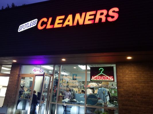 SPOTLESS CLEANERS - Updated December 2025 - 16 Photos & 59 Reviews ...