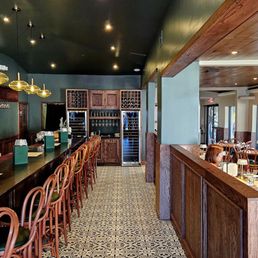 ALORA - Updated December 2025 - 230 Photos & 54 Reviews - 2502 Dunlavy ...