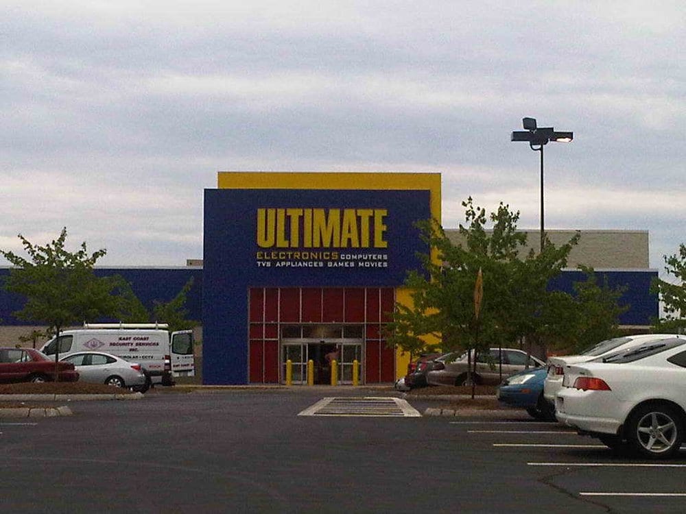 ULTIMATE ELECTRONICS - CLOSED - Updated 05/2025 - 408 S Broadway, Salem ...