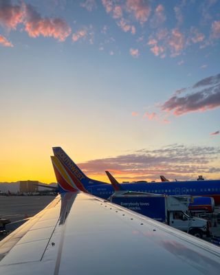 SOUTHWEST AIRLINES - Updated August 2025 - 22 Photos & 46 Reviews ...
