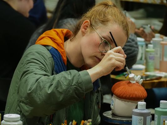 CREATIVE HANDS STUDIO - Updated December 2025 - 150 Photos & 101 ...