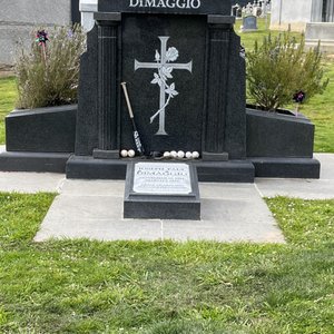 HOLY CROSS CATHOLIC CEMETERY - 158 Photos & 60 Reviews - 1500 Mission ...