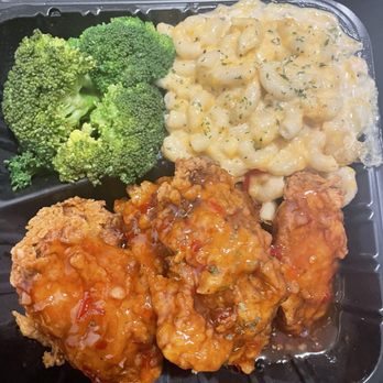 COOKLYN EATS - Updated September 2025 - 53 Photos & 27 Reviews - 1140 ...