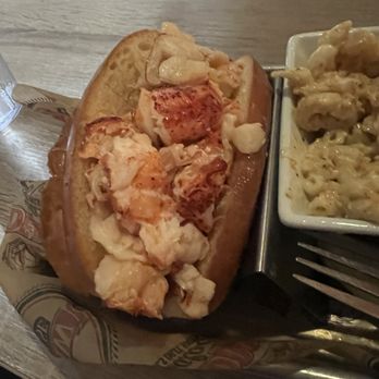 THE CLAW HOUSE - Updated March 2025 - 867 Photos & 831 Reviews - 4097 ...