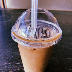 O2 CAFE - 40 Photos & 27 Reviews - Cafes - 915 S Vermont Ave, Los ...