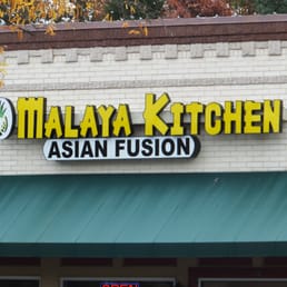 MALAYA KITCHEN - Updated May 2026 - 378 Photos & 249 Reviews - 8200-400 ...