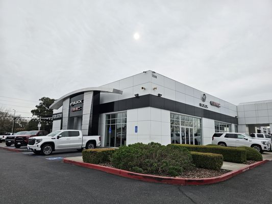 FOLSOM BUICK GMC - Updated March 2026 - 94 Photos & 397 Reviews - 12640 ...