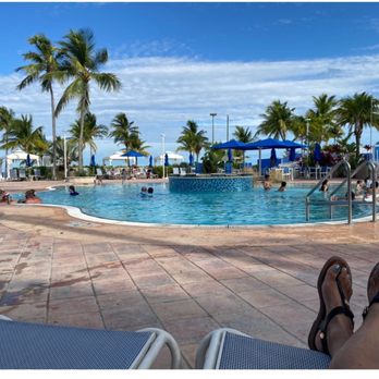 ISLANDER RESORT - Updated May 2025 - 419 Photos & 202 Reviews - 82100 ...