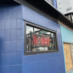 HI-DIVE - Updated July 2025 - 31 Photos & 132 Reviews - 7 S Broadway ...