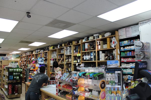 MAC MARKET - Updated September 2025 - 26 Photos & 37 Reviews - 5185 ...