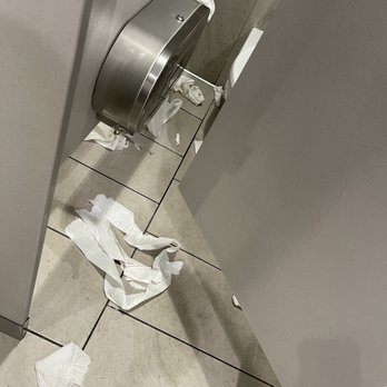 TARGET - Updated December 2025 - 45 Photos & 51 Reviews - 1629 N Town ...