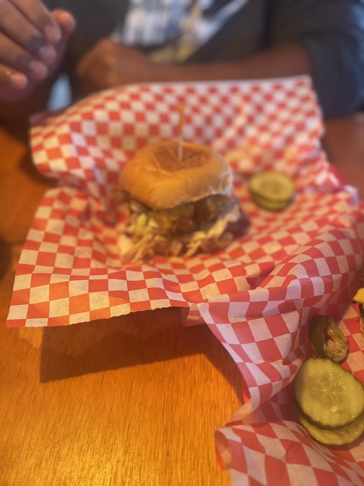 OLD PAL BAR TEXAS TAVERN - Updated July 2024 - 39 Photos & 31 Reviews ...