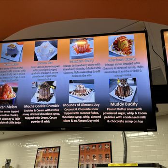 VAMPIRE PENGUIN - Updated June 2025 - 321 Photos & 140 Reviews - 1102 E ...