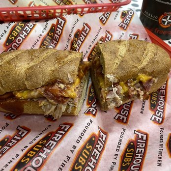 FIREHOUSE SUBS - Updated October 2025 - 50 Photos & 96 Reviews - 10325 ...