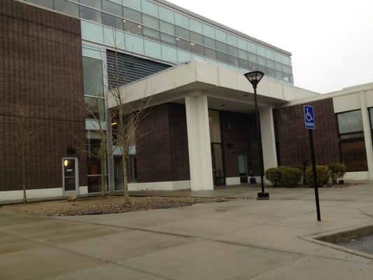 SYOSSET PUBLIC LIBRARY - Updated September 2025 - 16 Photos & 29 ...