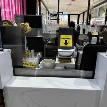 HAPPY LEMON - Updated October 2025 - 37 Photos & 10 Reviews - 9585 SW ...