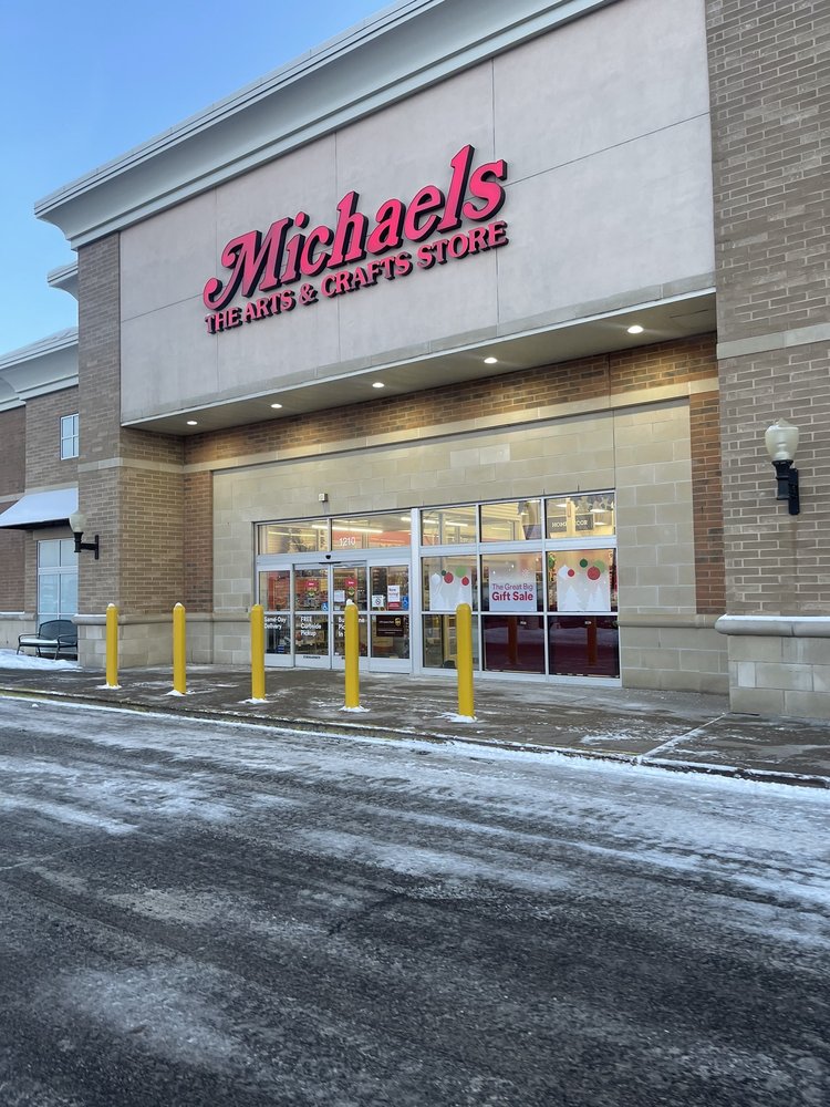 MICHAELS - Updated December 2025 - 10 Photos - 1210 Commons Cir, Plover ...
