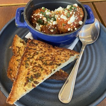 FORA - Updated August 2025 - 297 Photos & 102 Reviews - 311 N Morgan St ...