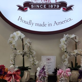 THOMPSON CHOCOLATE - Updated December 2025 - 35 Photos & 18 Reviews ...