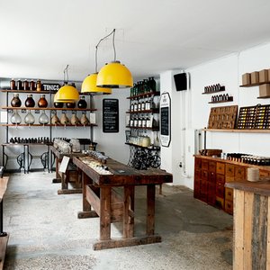 JUICY - Updated October 2025 - 12 Photos - Istedgade 86, København ...