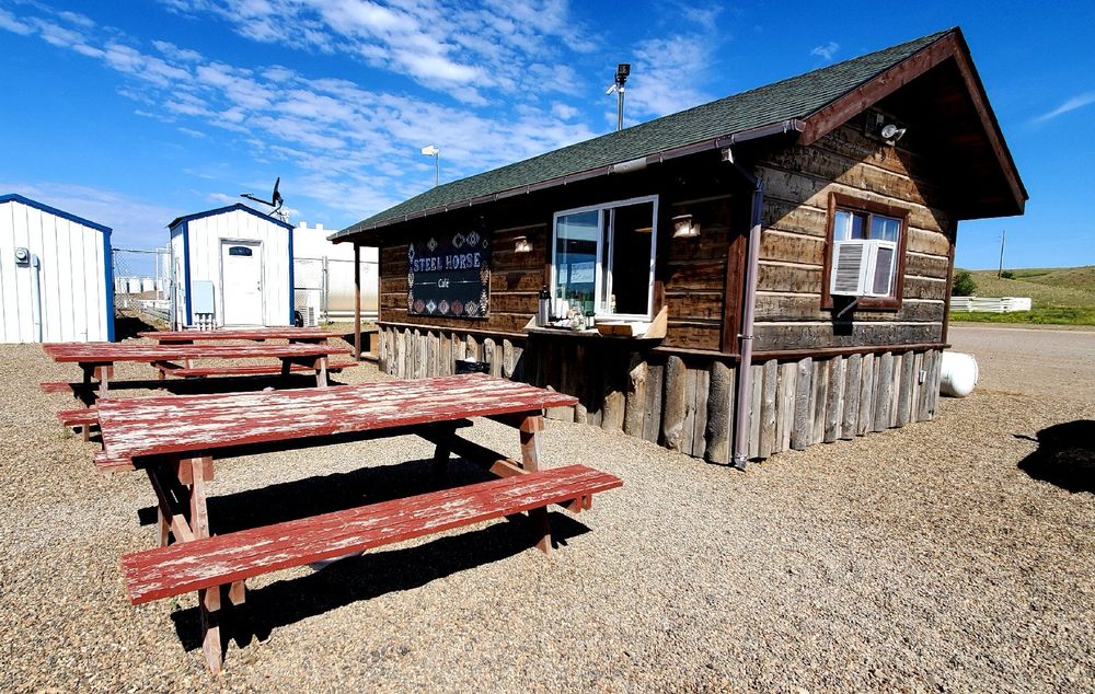 STEEL HORSE CAFE - Updated January 2025 - 15625 Hwy 200, Cartwright ...