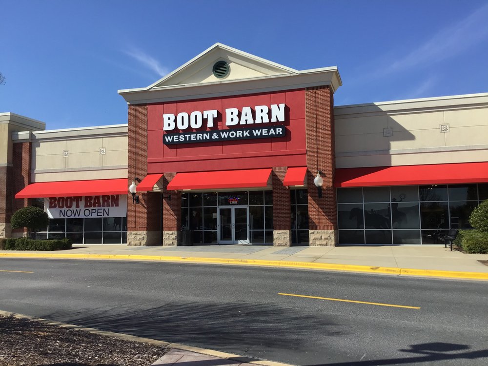 BOOT BARN - Updated March 2025 - 19 Photos & 12 Reviews - 2501 W Happy ...