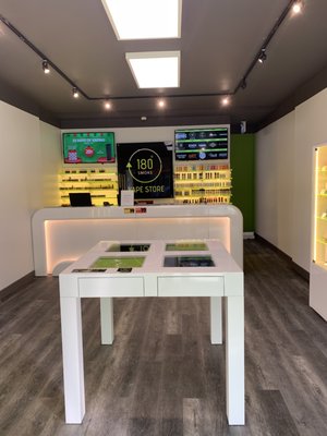 180 SMOKE VAPE STORE - Updated March 2025 - 886 Bloor Street West ...