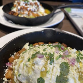 HASH KITCHEN - Updated June 2024 - 440 Photos & 194 Reviews - 264 East ...