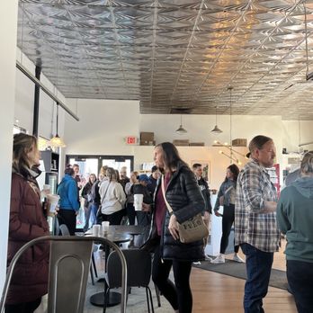 BELLA GOOSE COFFEE - CAFE ON THE RIVER - Updated April 2024 - 373 ...
