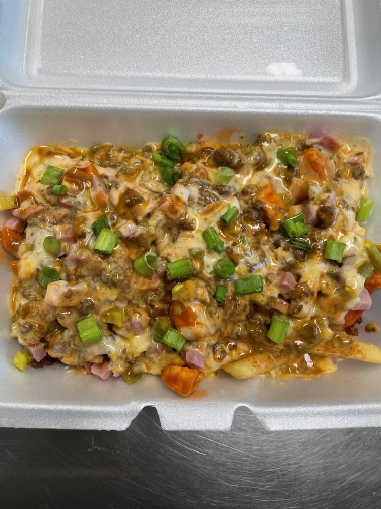 THE VAULT - Updated April 2024 - 11 Photos - 1004 East 2nd St ...