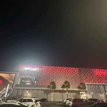 AMC DINE-IN MONTCLAIR PLACE 12 - Updated December 2025 - 424 Photos ...