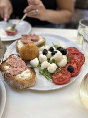 DAR POETA - Updated February 2025 - 484 Photos & 488 Reviews - Vicolo ...