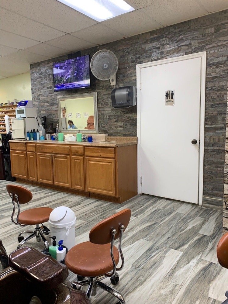 MIAMI NAILS - 20721 NW 2nd Ave, Miami, Florida - Nail Salons - Phone ...