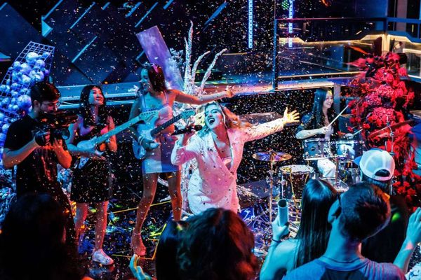 ZODIAC KARAOKE AND PUB - Updated December 2025 - 15 Photos - 8191 ...