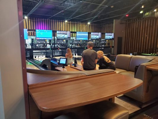 ROYAL LANES SOCIAL - 37 Photos & 16 Reviews - Bowling - 220 Northlake ...