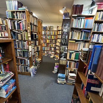 COMMONWEALTH BOOKS - Updated September 2025 - 118 Photos & 81 Reviews ...