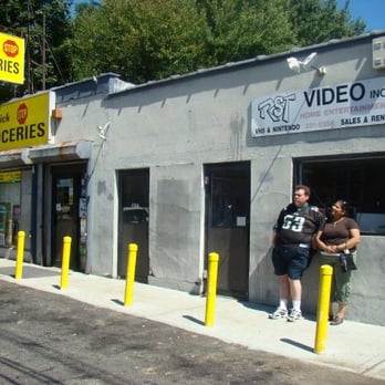 QUICK STOP - Updated January 2026 - 77 Photos & 33 Reviews - 58 Leonard ...