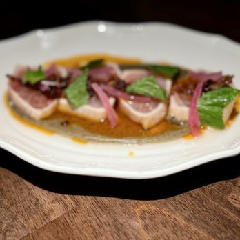 GIOVEDI - Updated December 2025 - 903 Photos & 164 Reviews - 10 N Hotel ...