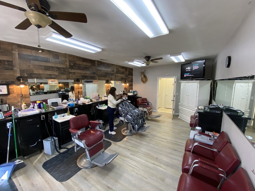 MOYOCK BARBER SHOP - Updated January 2025 - 11 Photos - 257 Caratoke ...
