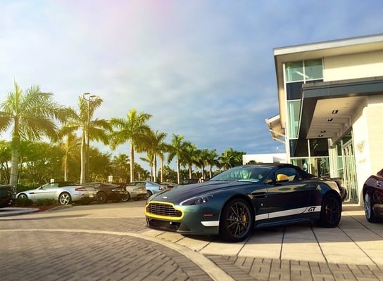 NAPLES LUXURY IMPORTS - Updated December 2025 - 23 Photos - 900 Tamiami ...