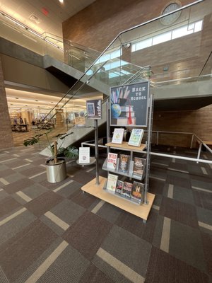 LEWISVILLE PUBLIC LIBRARY - Updated December 2025 - 58 Photos & 16 ...