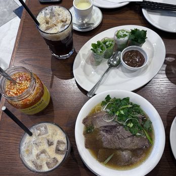 LINH CAFE - Updated June 2024 - 946 Photos & 329 Reviews - 1428 ...