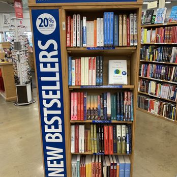 HALF PRICE BOOKS - Updated August 2025 - 39 Photos & 110 Reviews - 366 ...