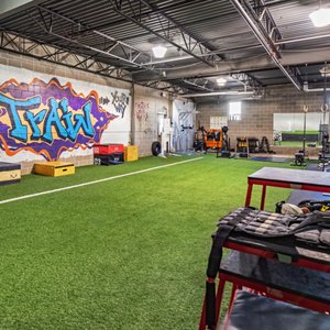 CRUNCH FITNESS - MAPLE GROVE - Updated June 2025 - 25 Photos & 21 ...
