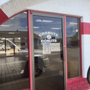 PARLOR DOUGHNUTS ROGERS - Updated August 2025 - 24 Photos - 5400 S ...