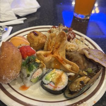 SUPER MOON BUFFET - Updated August 2025 - 180 Photos & 287 Reviews ...